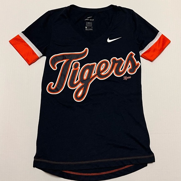 Nike MLB | Tops | Detroit Tigers Tee | Poshmark